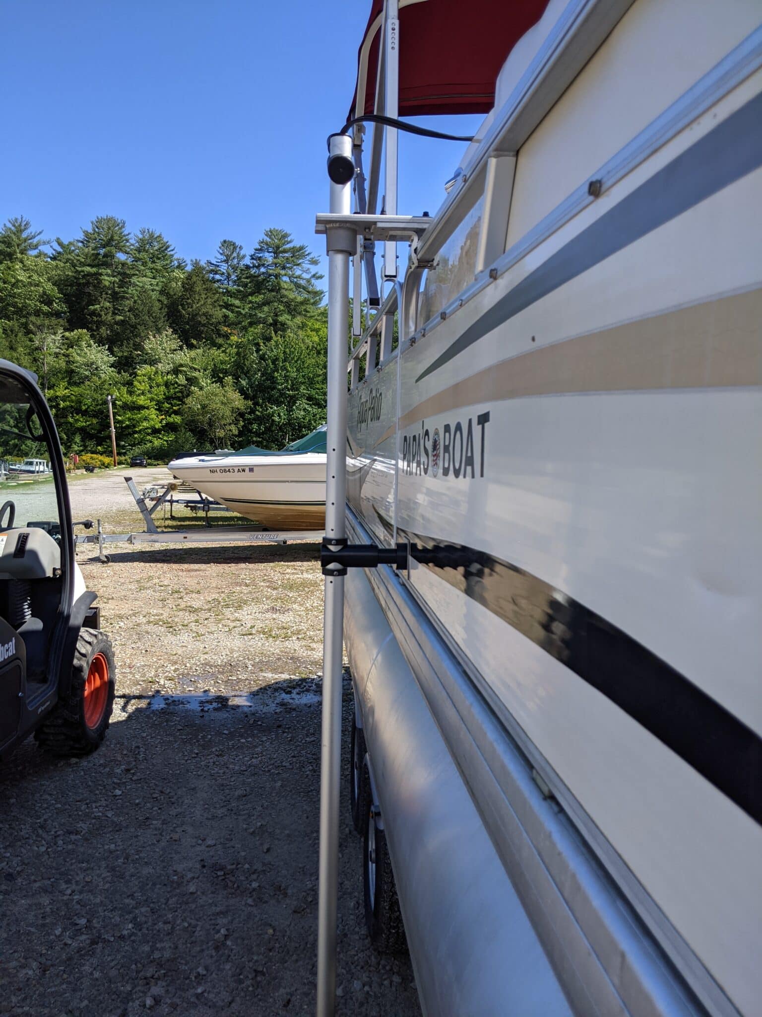 Pontoon Fence Mounted Downrod Stabilizer - Fishing Specialties Inc